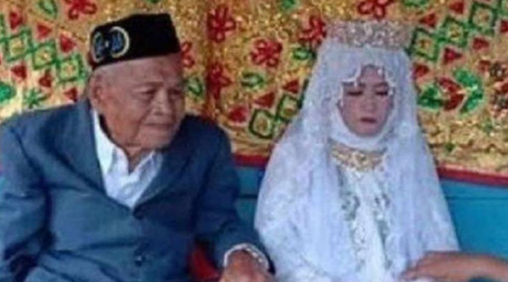 Peculiar Wedding: 103 ఏళ్ళ తాత 27 ఏళ్ళ యువతిని గర్భవతిని చేశాడు, ఆపై ...