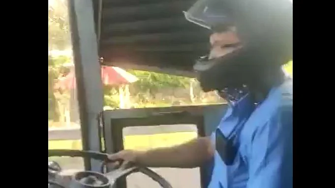 Bus Driver Helmet: పీఎఫ్ఐ ఆందోళనకారులు రాళ్ళు రువ్వుతుండటంతో.. తలకు ...